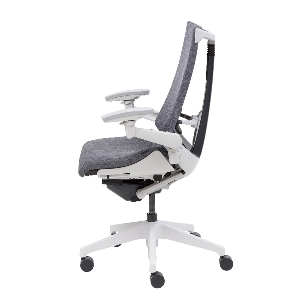 ITOKI เก้าอี้ Ergonomic รุ่น ACT พนักพิงกลาง | Modernform